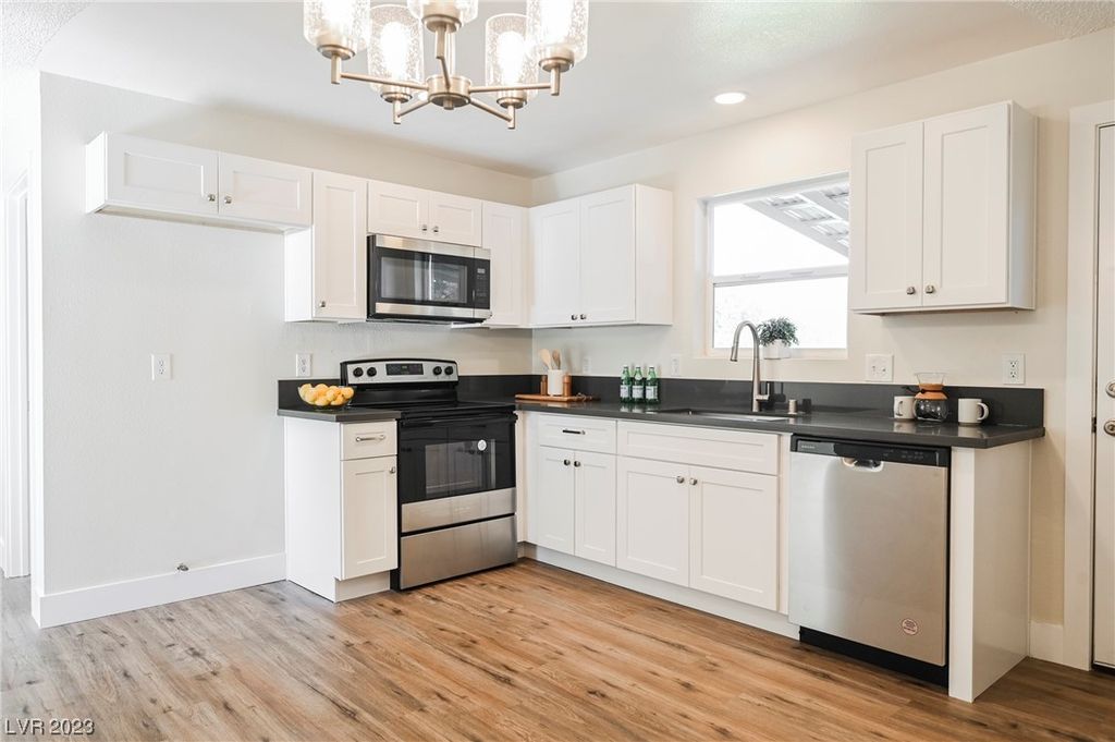 124 Rowan Dr, Caliente, NV 89008 - See Est. Value, Schools & More