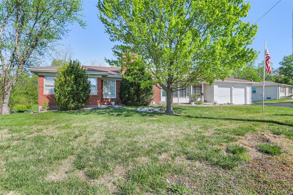 6523 Telegraph Rd, Saint Louis, MO 63129 - See Est. Value, Schools & More