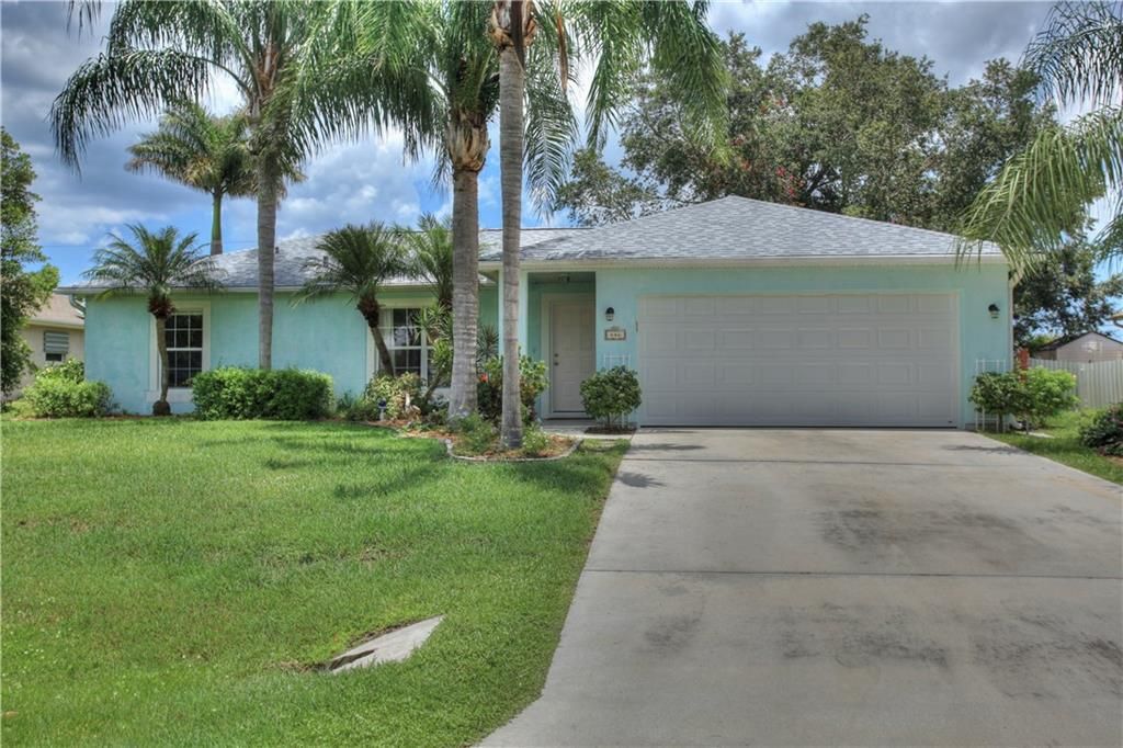 446 Perch Ln, Sebastian, FL 32958 - See Est. Value, Schools & More