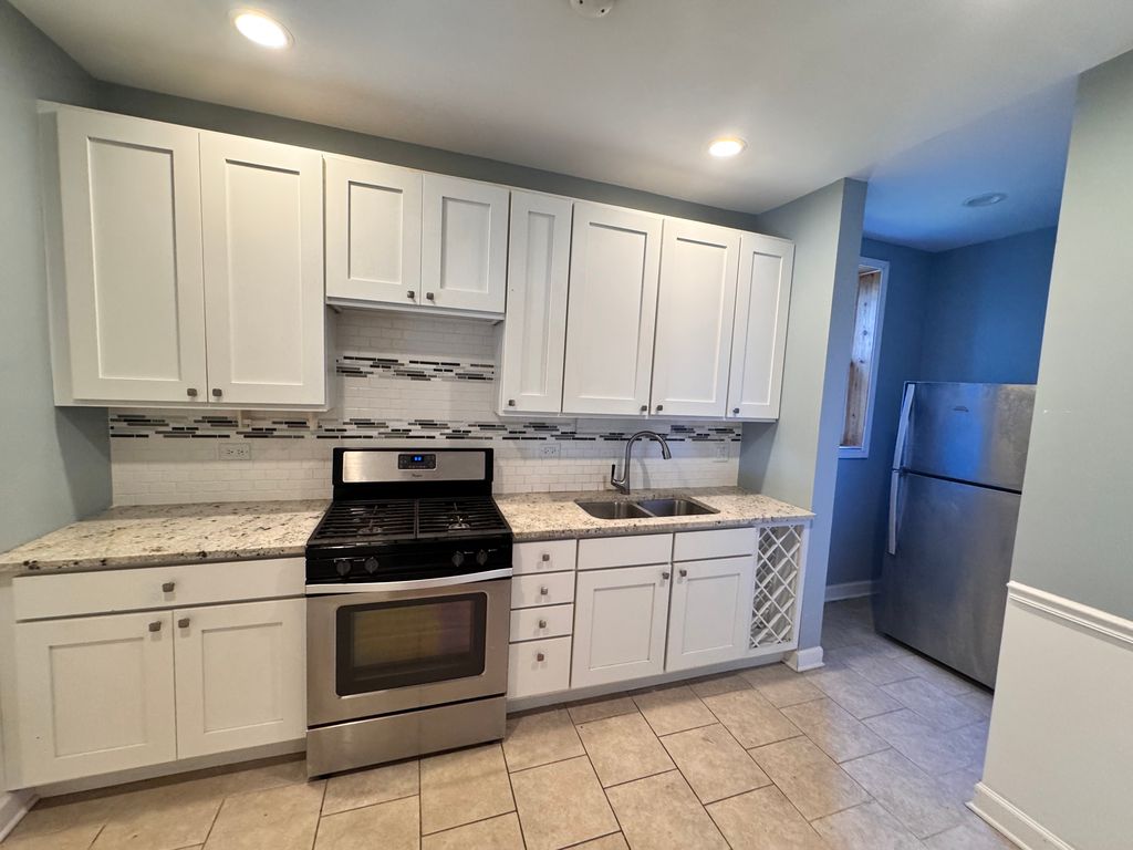 7250 S Merrill Ave #2S, Chicago, IL 60649 | Trulia