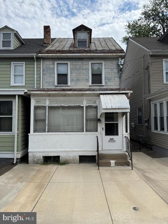 627 Pine St, Bristol, PA 19007 - See Est. Value, Schools & More