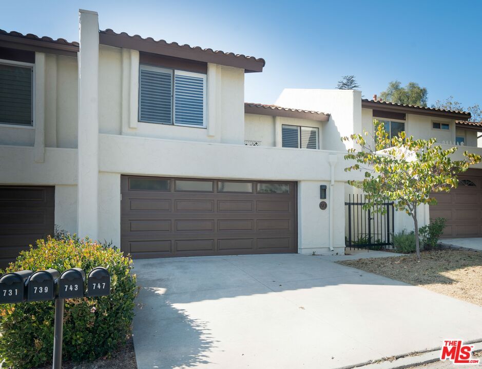 743 Driveway, Thousand Oaks, CA 91360 - See Est. Value, Schools & More