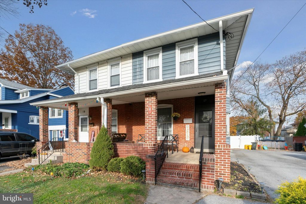 17 Myrtle Ave, Morton, PA 19070 - See Est. Value, Schools & More