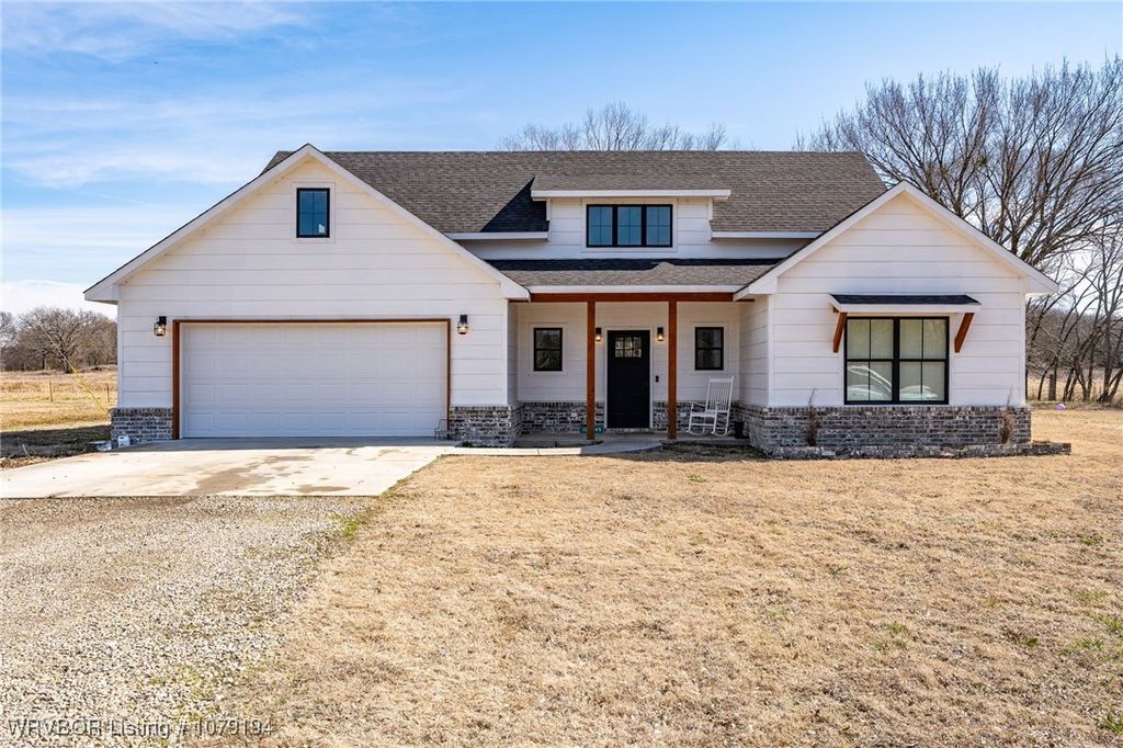 105745 S 4640th Rd, Sallisaw, OK 74955 - See Est. Value, Schools & More