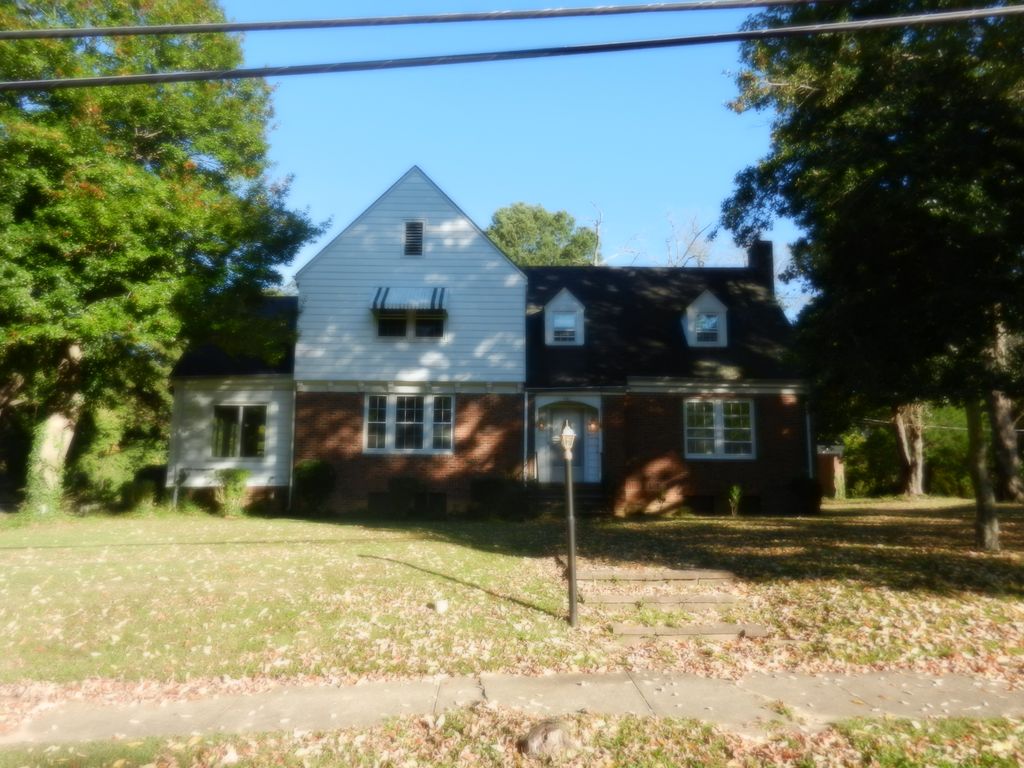 701 COLLEGE ST, Henderson, NC - See Est. Value, Schools & More