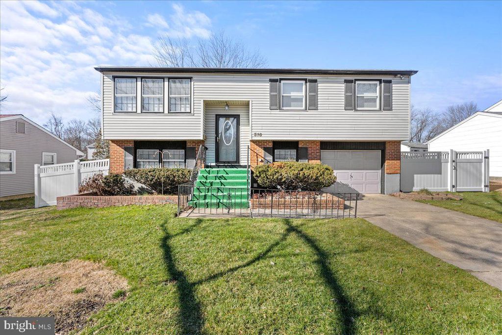 516 Hemmings Way, Lawnside, NJ 08045 - See Est. Value, Schools & More