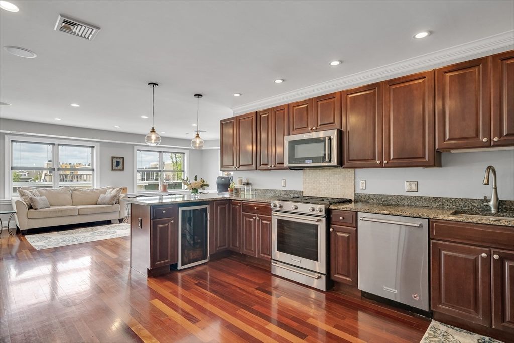 120 W 7th St #402, South Boston, MA 02127 | MLS# 73244886 | Trulia