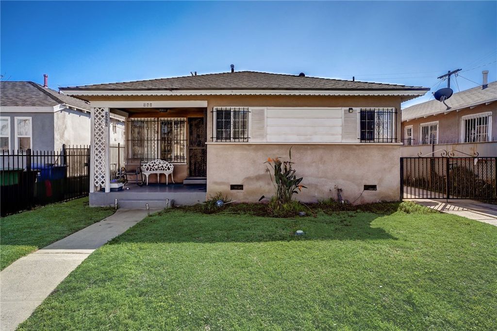 228 W 98th St, Los Angeles, CA 90003 - See Est. Value, Schools & More