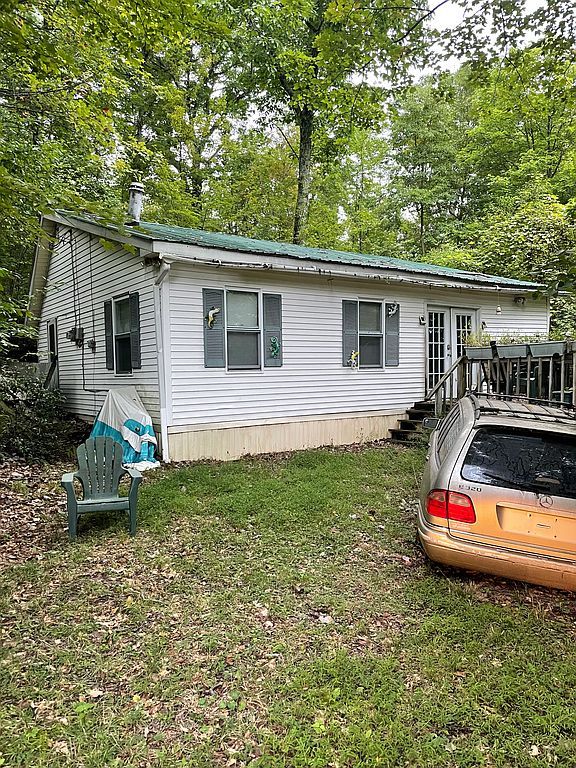 516 Old Indian Path, Scotrun, PA 18355 - See Est. Value, Schools & More