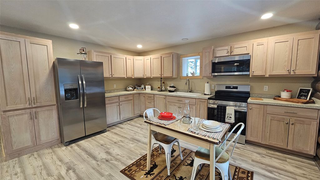 11045 Stemple Pass Rd, Lincoln, MT 59639 | MLS# 30057333 | Trulia