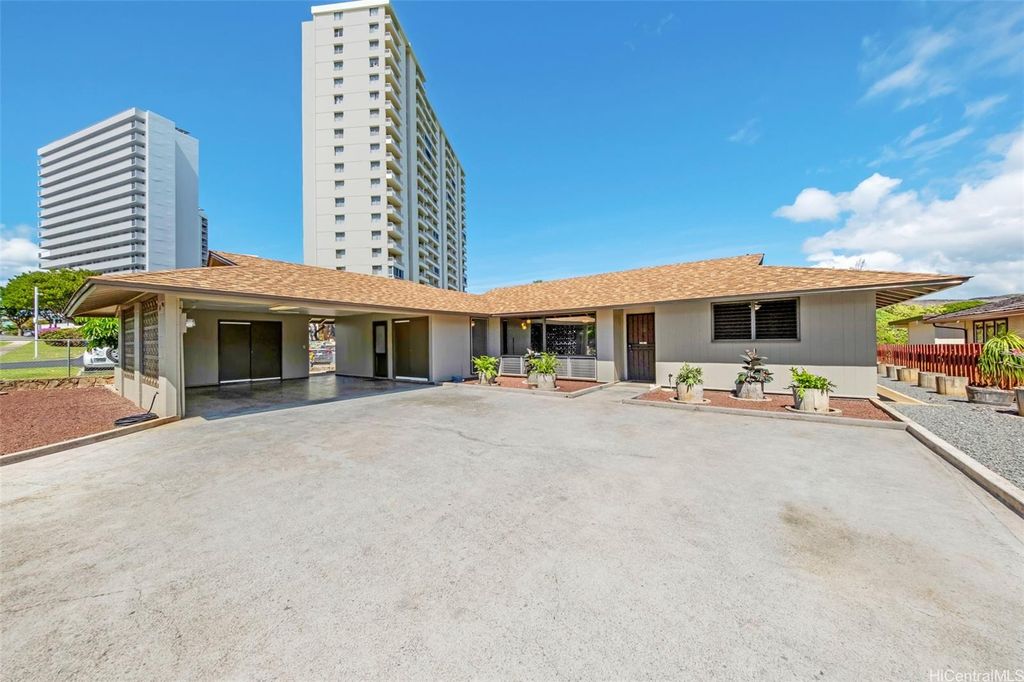 1168 Ala Napunani St, Honolulu, HI 96818 - See Est. Value, Schools & More
