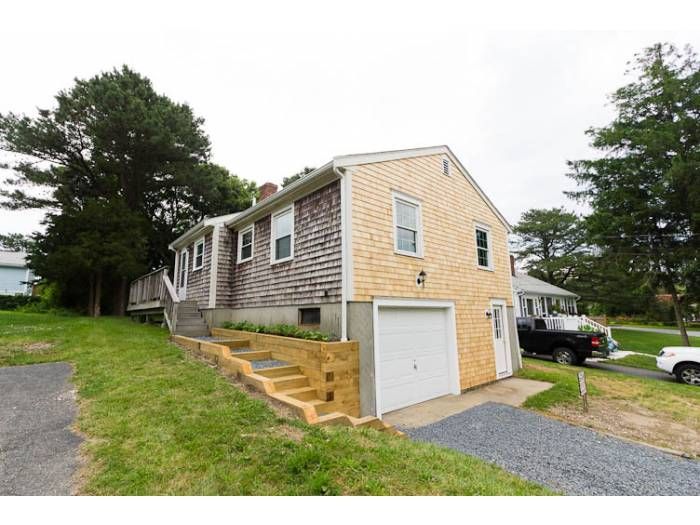 33 Dexter Ave, Sandwich, MA 02563 - See Est. Value, Schools & More