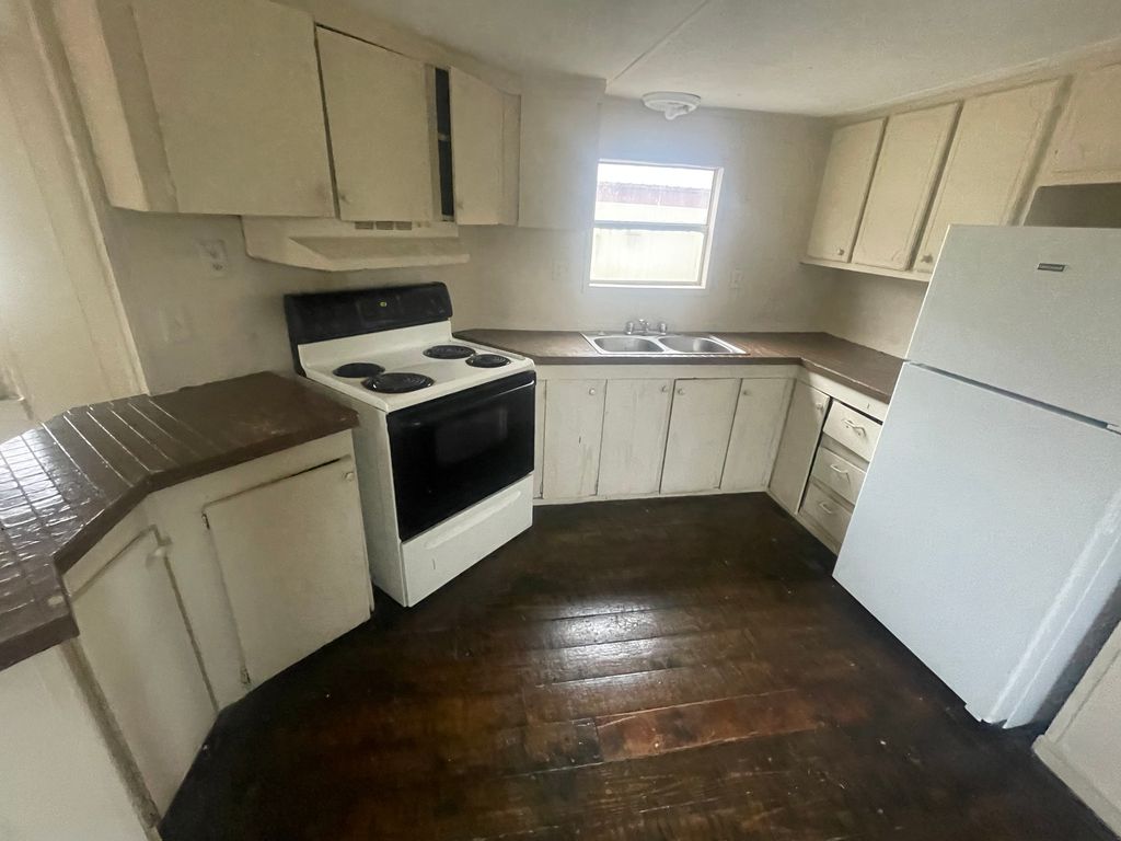 104 Chip Dr, Tupelo, MS 38801 - See Est. Value, Schools & More