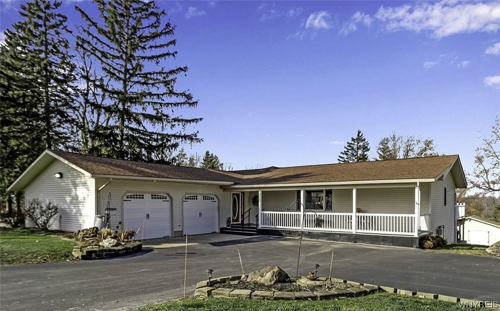 7140 Bear Ridge Rd, North Tonawanda, NY 14120 - See Est. Value, Schools ...