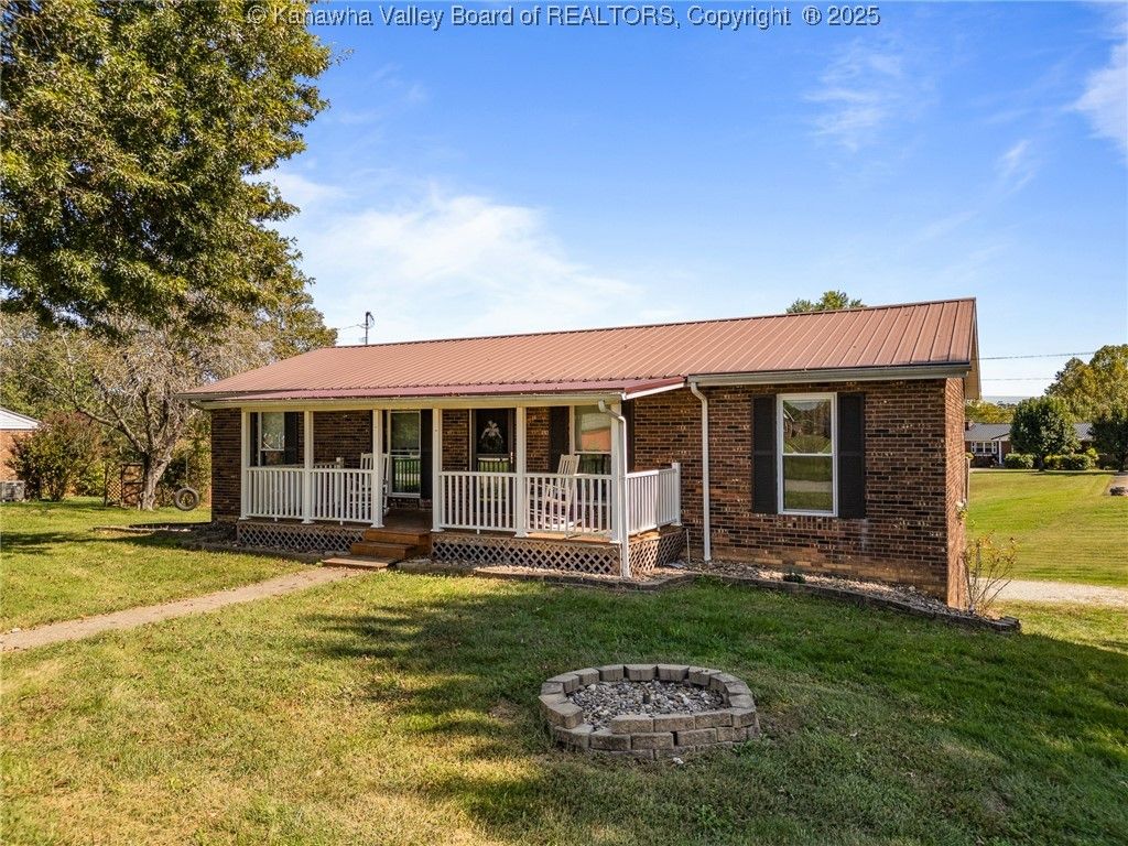30 Austin Dr, Milton, WV 25541 | MLS# 280570 | Trulia
