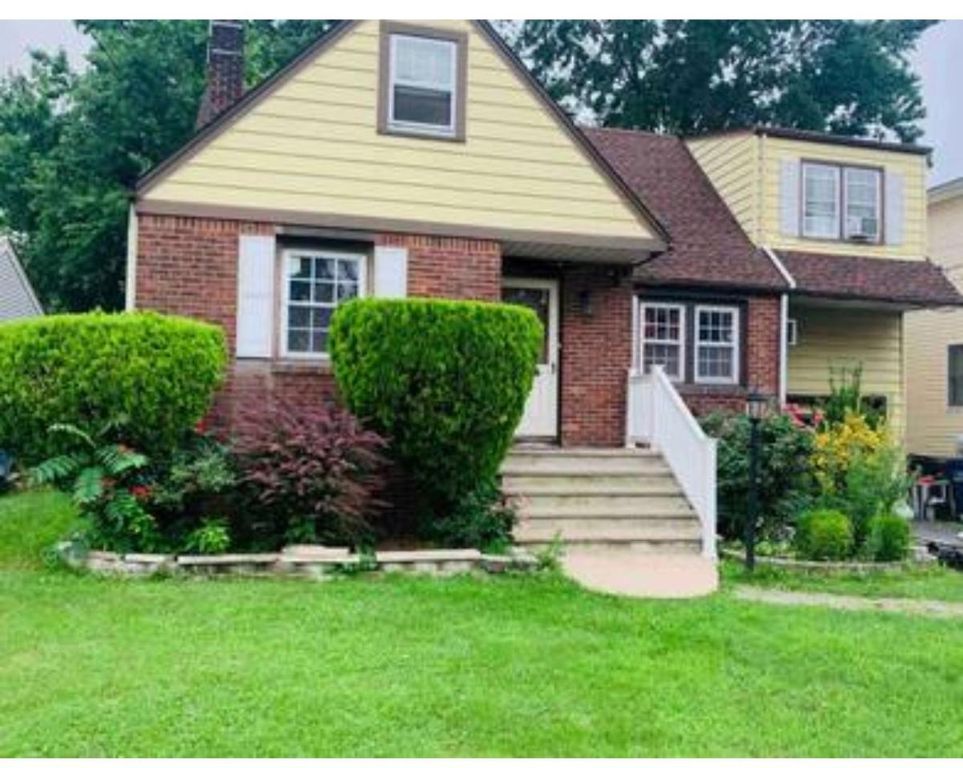 453 Sutton Ave, Hackensack, NJ 07601 - See Est. Value, Schools & More