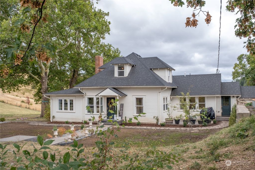 5116 Lewis Peak Road, Waitsburg, WA 99361 | MLS# 2168183 | Trulia