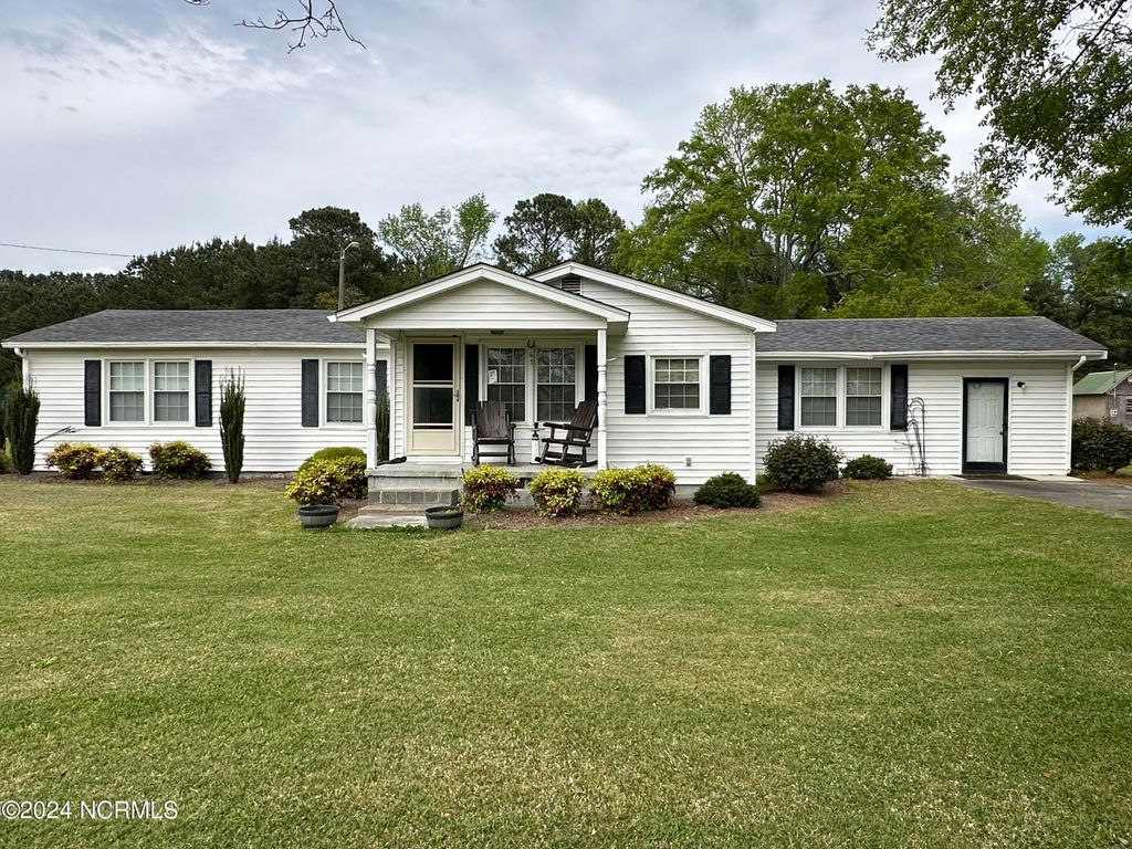 163 Kenansville Highway, Warsaw, NC 28398 - See Est. Value, Schools & More