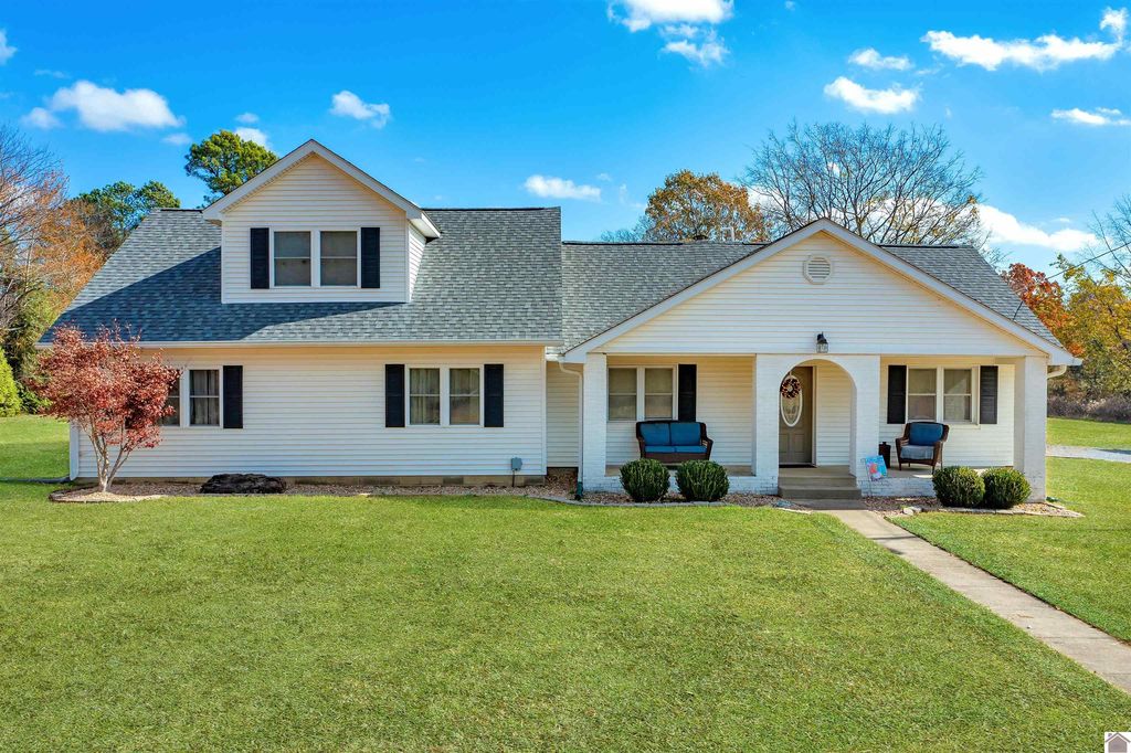 1017 Holland Rd, Benton, KY 42025 - See Est. Value, Schools & More