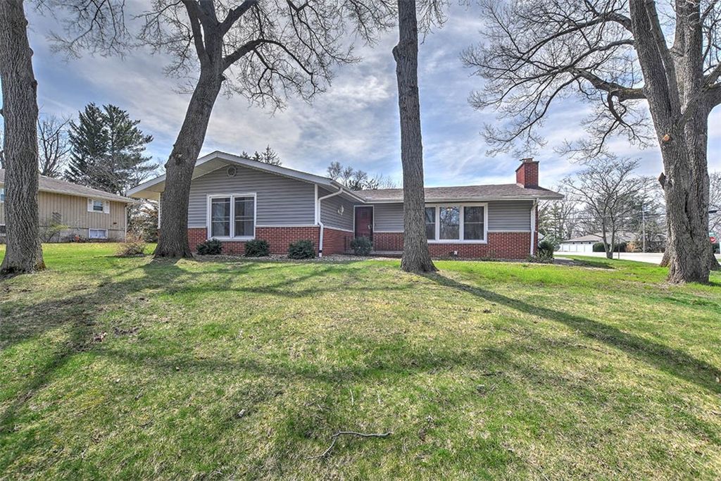 5 Allen Bend Dr, Decatur, IL 62521 | Trulia