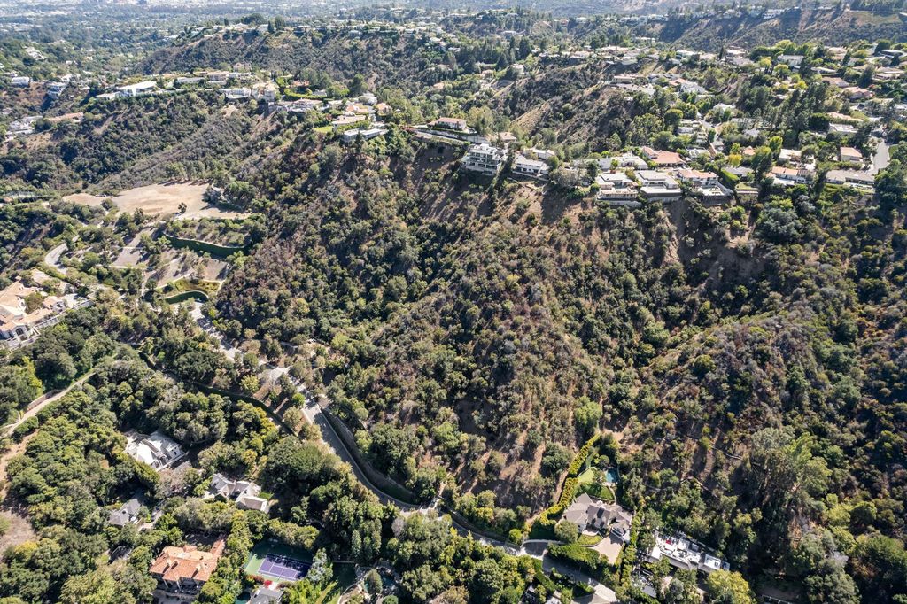 1320 Stradella Rd, Los Angeles, CA 90077 - See Est. Value, Schools & More