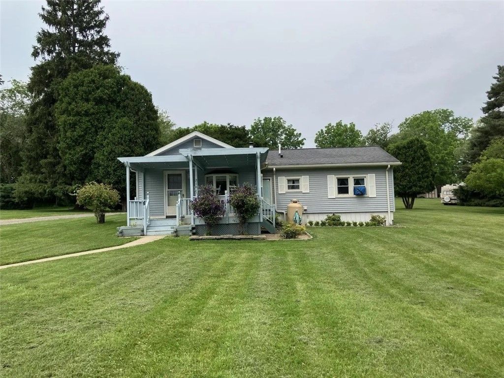 216 Bryson Mill Rd S, New Castle, PA 16102 | MLS# 1737335 - Trulia | Trulia