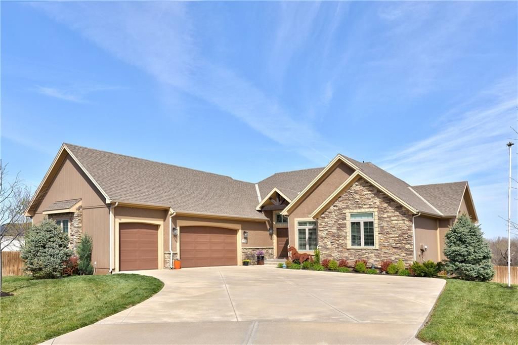 17118 W 197th Ter, Spring Hill, KS 66083 - See Est. Value, Schools & More