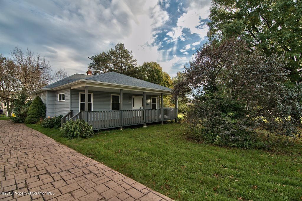 457 Thomas St, Eynon, PA 18403 - See Est. Value, Schools & More