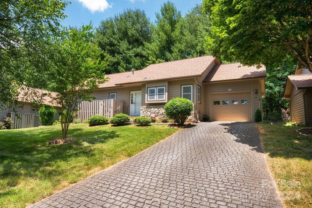 27B Trillium Ct #U27B, Asheville, NC 28805 - See Est. Value, Schools & More