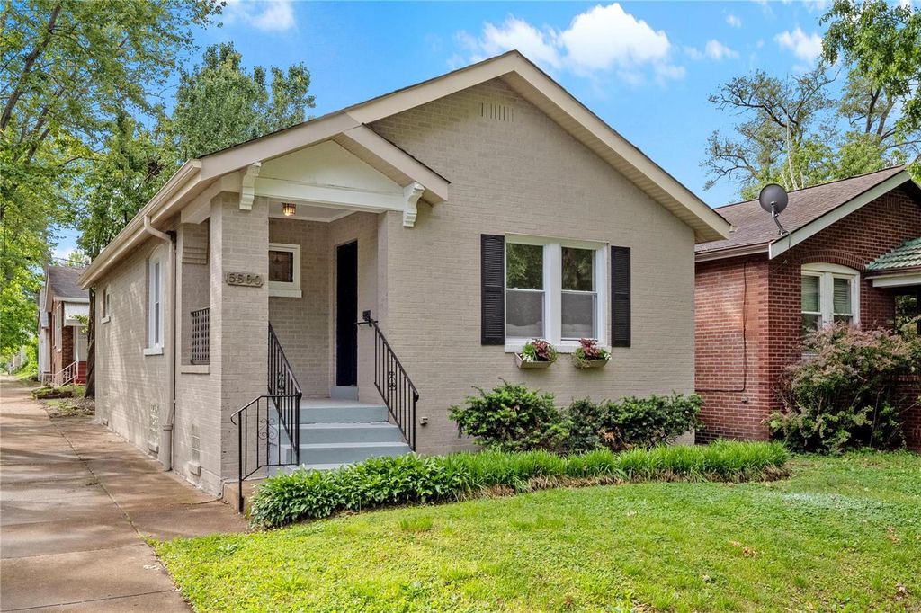 5500 S 37th St, Saint Louis, MO 63116 - See Est. Value, Schools & More