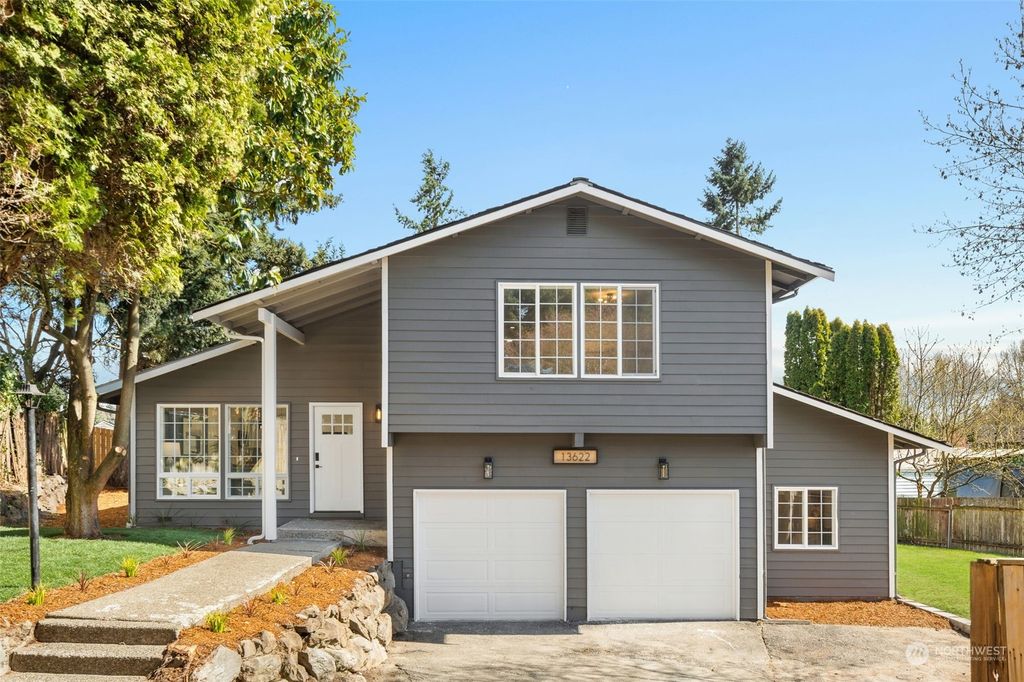 13622 6th Place S, Burien, WA 98168 - See Est. Value, Schools & More