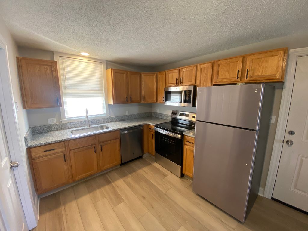 97 Ashley St #1, West Springfield, MA 01089 | Trulia