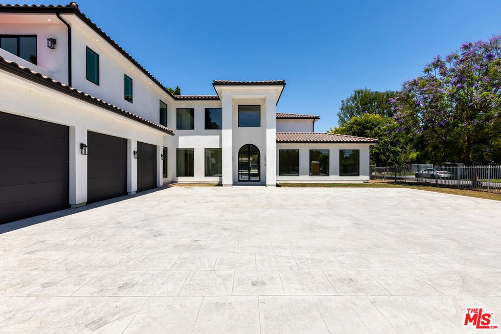 13807 Magnolia Blvd, Sherman Oaks, CA 91423 - See Est. Value, Schools ...