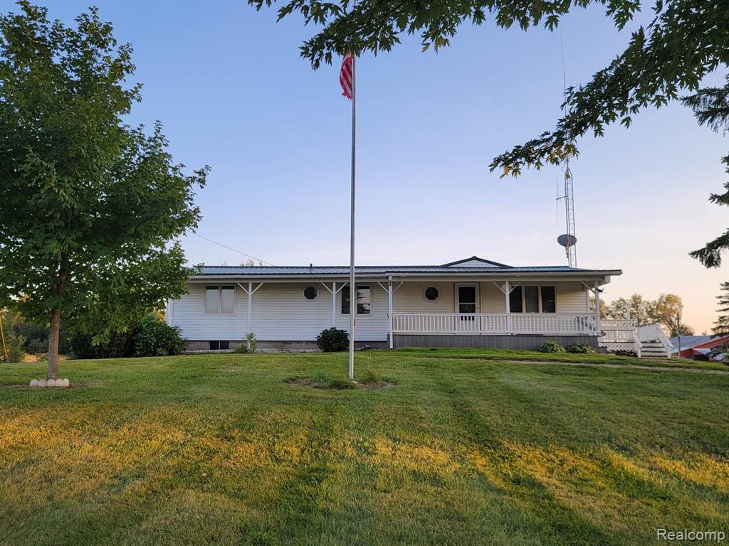 5705 Richards Rd, Marlette, MI 48453 - See Est. Value, Schools & More