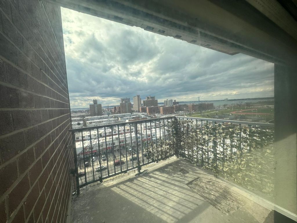 2839 W 33rd St #4, Brooklyn, NY 11224 - See Est. Value, Schools & More