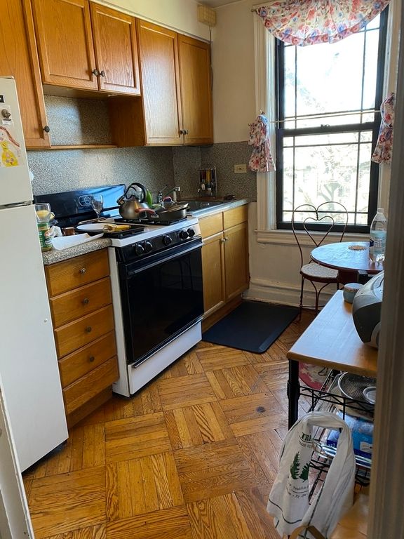 2145 38th St, Astoria, NY 11105 - See Est. Value, Schools & More