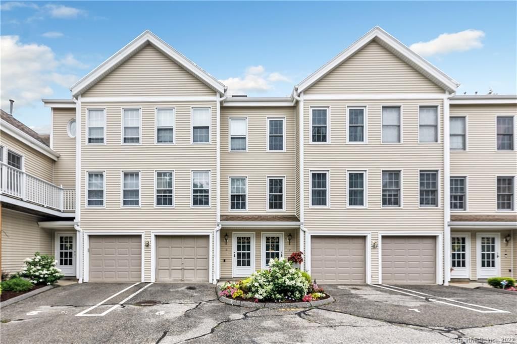 6 West Court #6, Derby, CT 06418 - See Est. Value, Schools & More