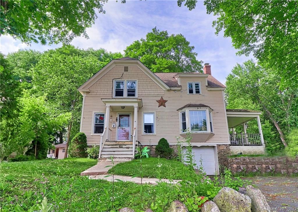 21 Cottage Place, Watertown, CT 06779 - See Est. Value, Schools & More