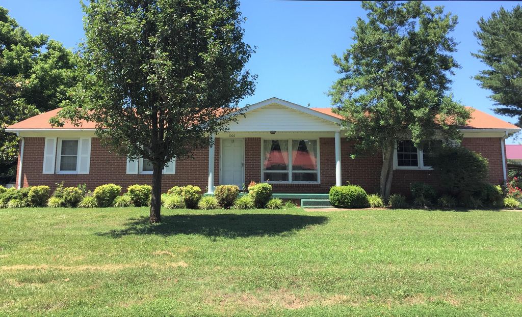1106 Henley St, Decherd, TN 37324 - See Est. Value, Schools & More