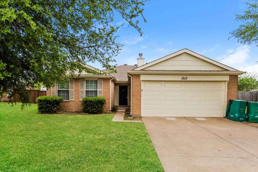 1915 Berkeley Dr, Glenn Heights, TX 75154 | Trulia