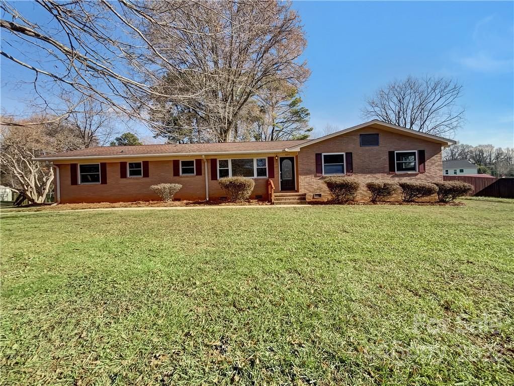 5824 Kinghurst Dr, Charlotte, NC 28227 | Trulia