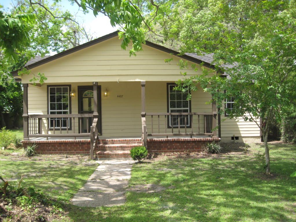 4407 Kreole Ave, Moss Point, MS 39563 - See Est. Value, Schools & More