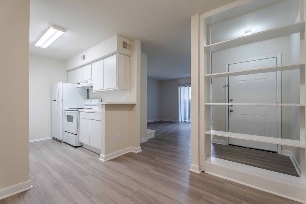 2400 Briarwest Blvd #3209, Houston, TX 77077 - See Est. Value, Schools ...