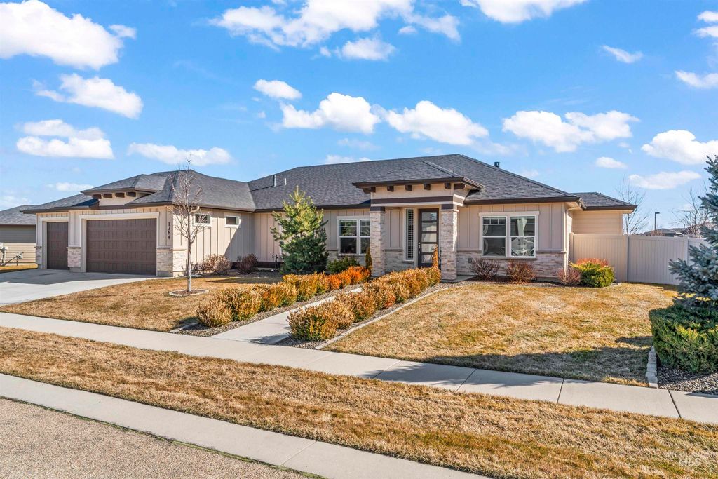 1364 Antelope Ave, Middleton, ID 83644 - See Est. Value, Schools & More