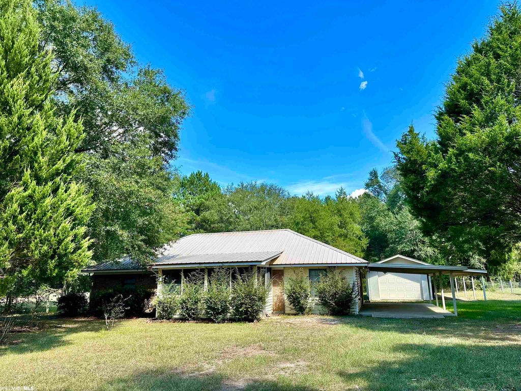 801 McBride Cir, Flomaton, AL 36441 - See Est. Value, Schools & More