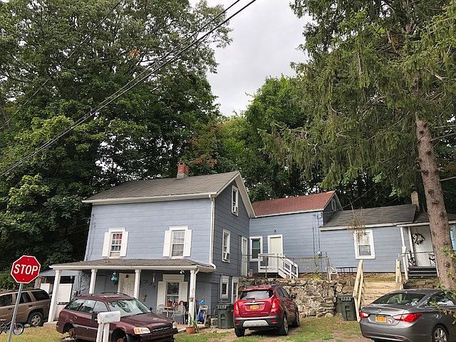 17 West St, Highland Falls, NY 10928 - See Est. Value, Schools & More