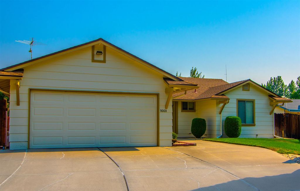 1660 Wabash Ct, Sparks, NV 89434 - See Est. Value, Schools & More