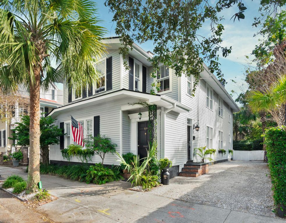 169 1/2 Tradd St, Charleston, SC 29401 - See Est. Value, Schools & More