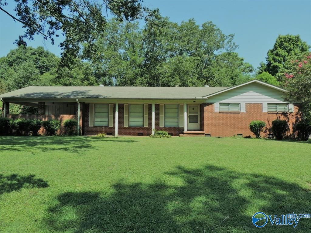 516 Carolyn St SW, Decatur, AL 35601 - See Est. Value, Schools & More