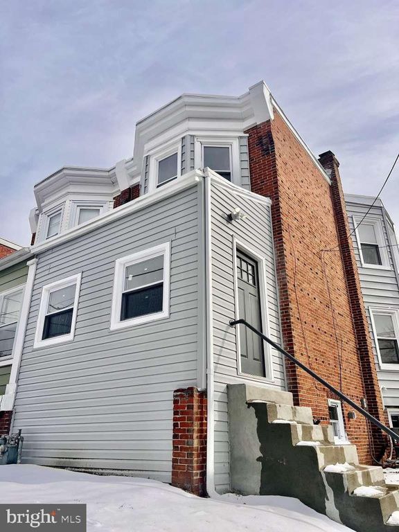 244 Pusey Ave, Collingdale, PA 19023 - See Est. Value, Schools & More